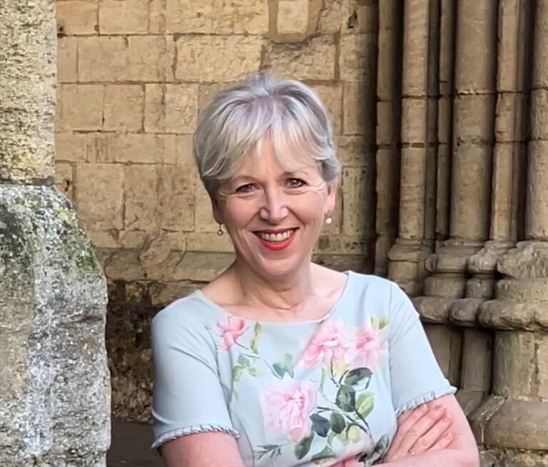 I don’t know what an Independent Celebrant is!!! - Susan McGregor Celebrant
